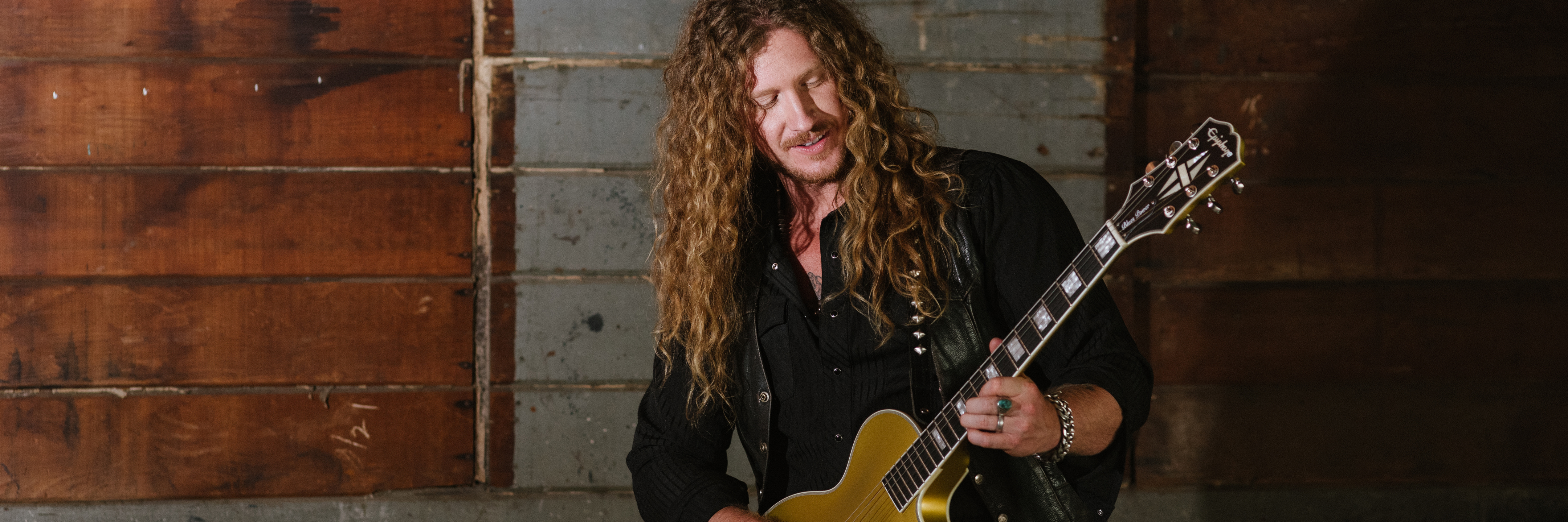 Free Online Rock Guitar Lessons with Jared James Nichols - ArtistWorks